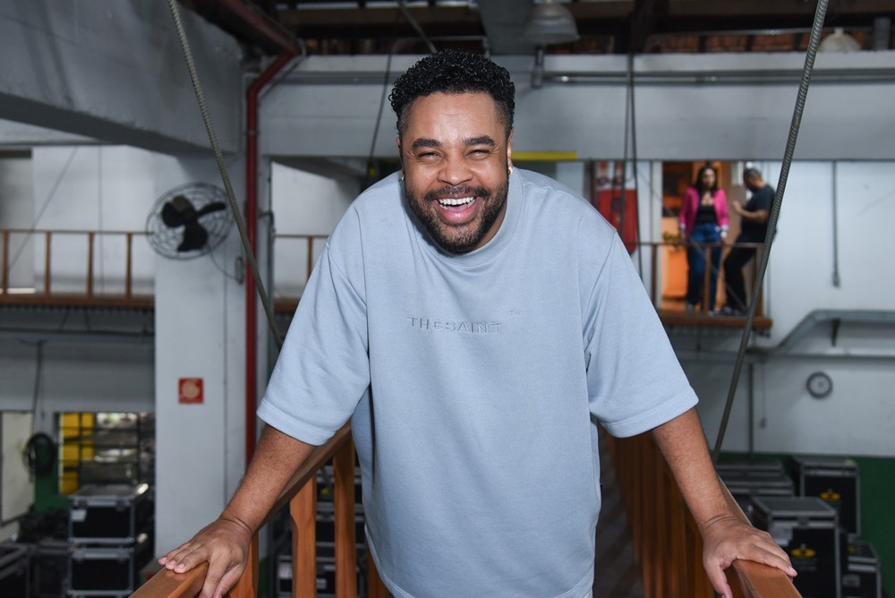 Filho de Tim Maia, Carmelo Maia se encontra com ator que será seu pai ...