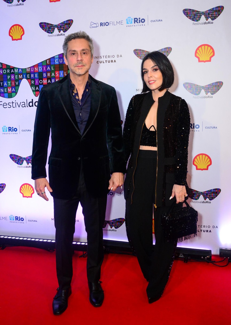 Débora Nascimento, Bella Campos e mais prestigiam abertura do Festival do Rio