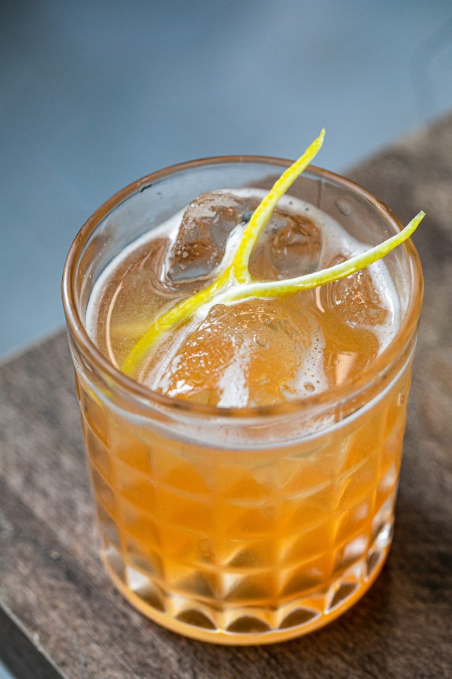 Veja onde experimentar os melhores Fitzgeralds, o drink queridinho do ...