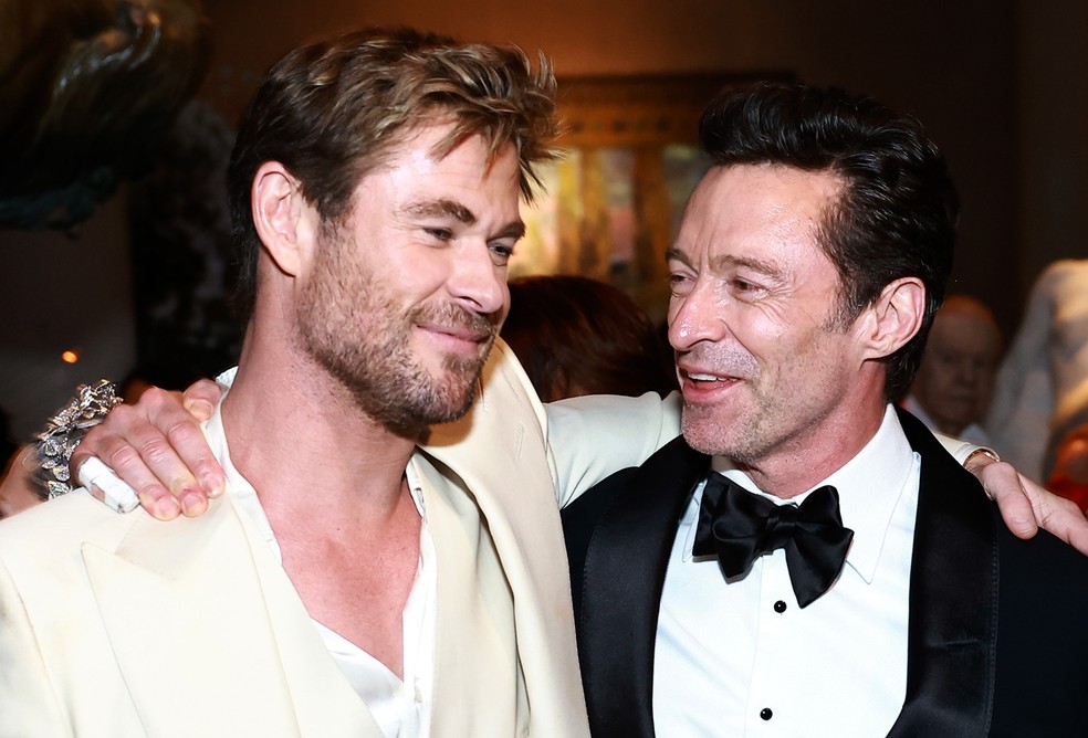 Hugh Jackman e Chris Hemsworth promovem encontro de Wolverine e Thor no ...