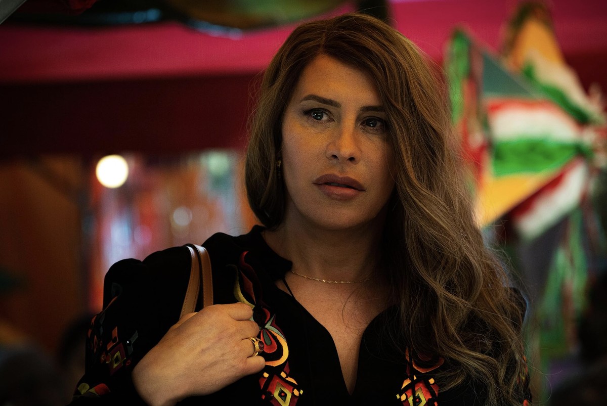 Internautas resgatam posts polêmicos de Karla Sofía Gascón sobre a ...