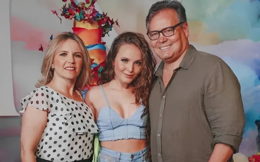 Larissa Manoela X pais: entenda a briga familiar e tudo o que se sabe até agora