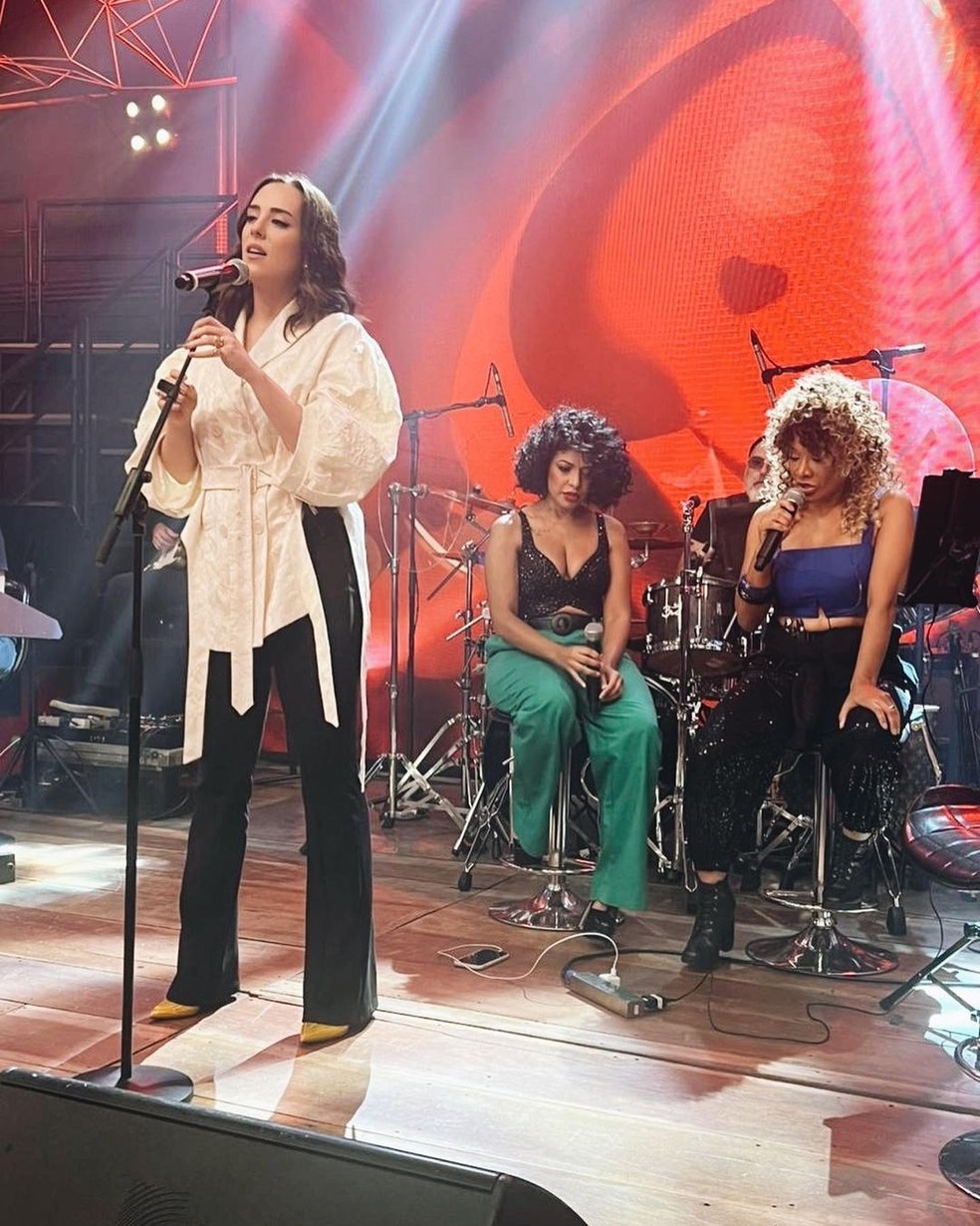 LARA, filha de Faustão, sobre carreira musical: 'Espero crescer e ter ...