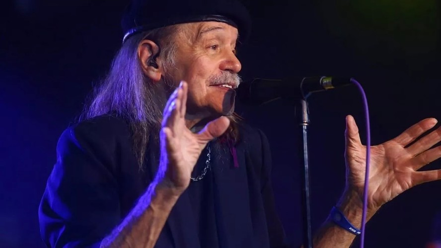 Aos 78, roqueiro Terry Luttrell sofre grave acidente após dormir ao volante