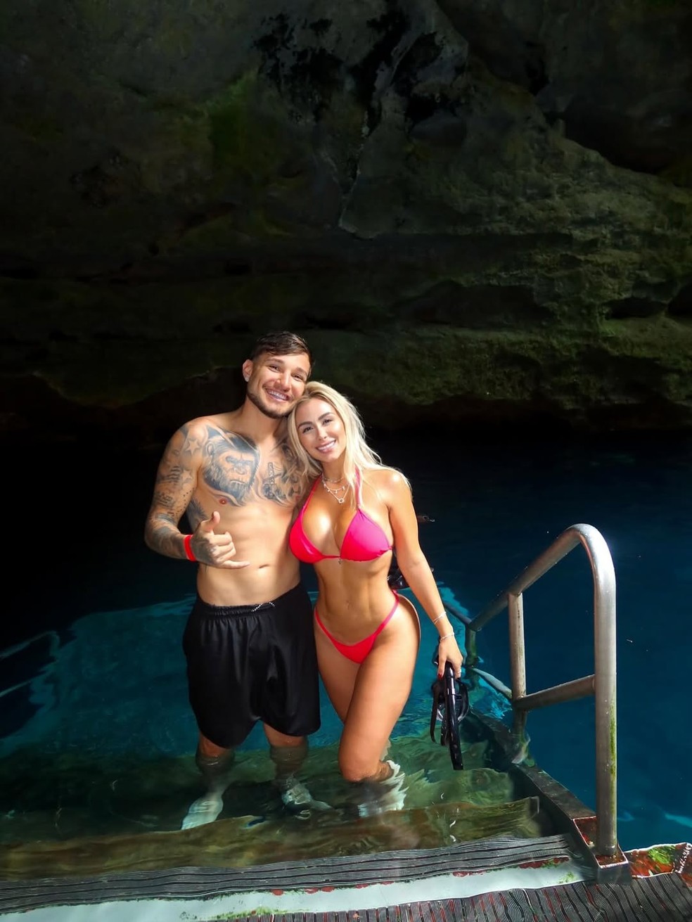 Namorada se declara a MC Gui: 'A gente quebra o pau, mas você é a minha ...