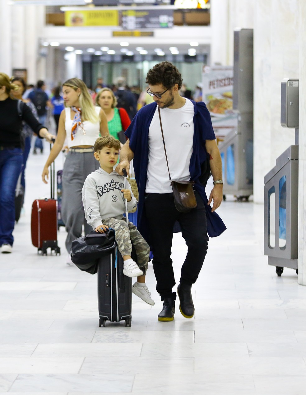 Filho de Daniel de Oliveira e Sophie Charlotte mostra semelhança com a mãe