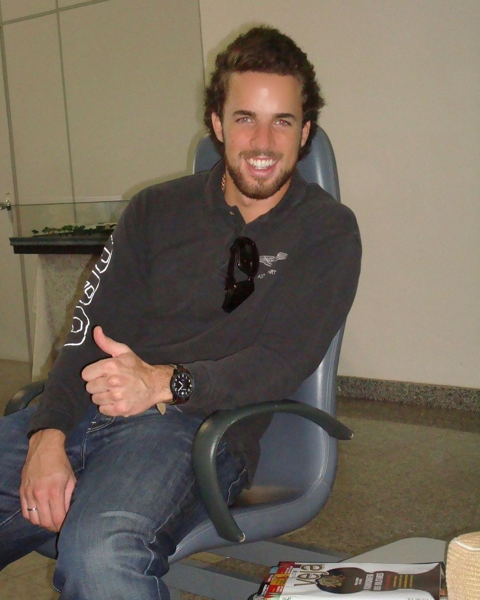 Irmã de Chiquinho Scarpa homenageia filho morto em acidente há 15 anos