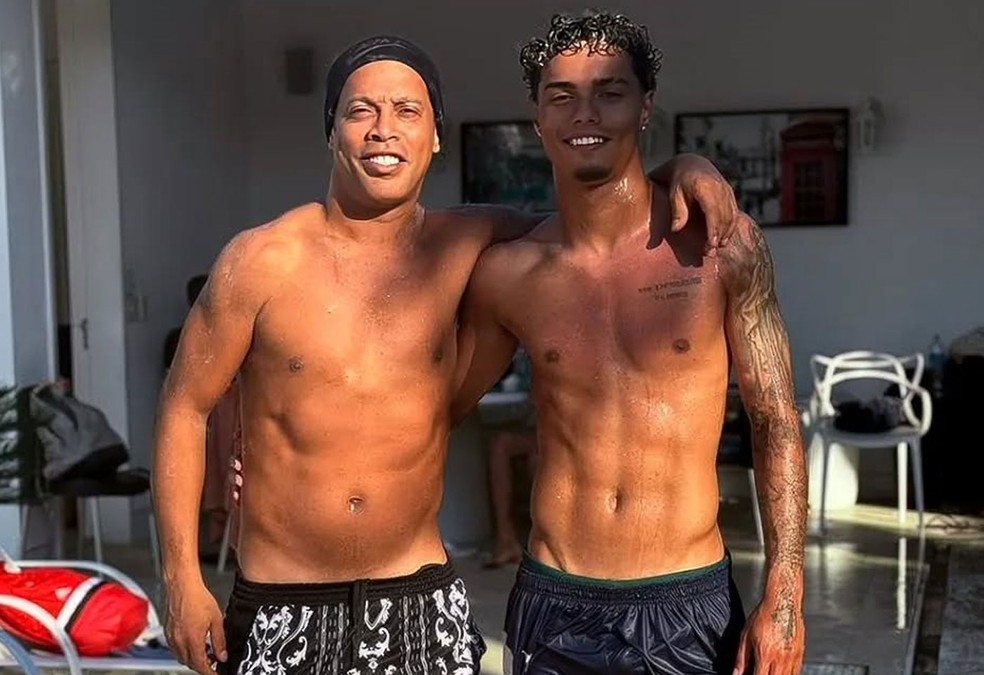 Grávida, Giovanna Buscacio posa com filho de Ronaldinho Gaúcho: 'Nossa ...
