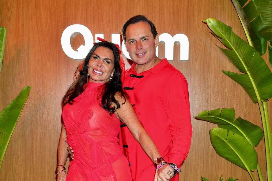 Após renovar votos no RiR, Gretchen diz que vai pagar promessa feita ...