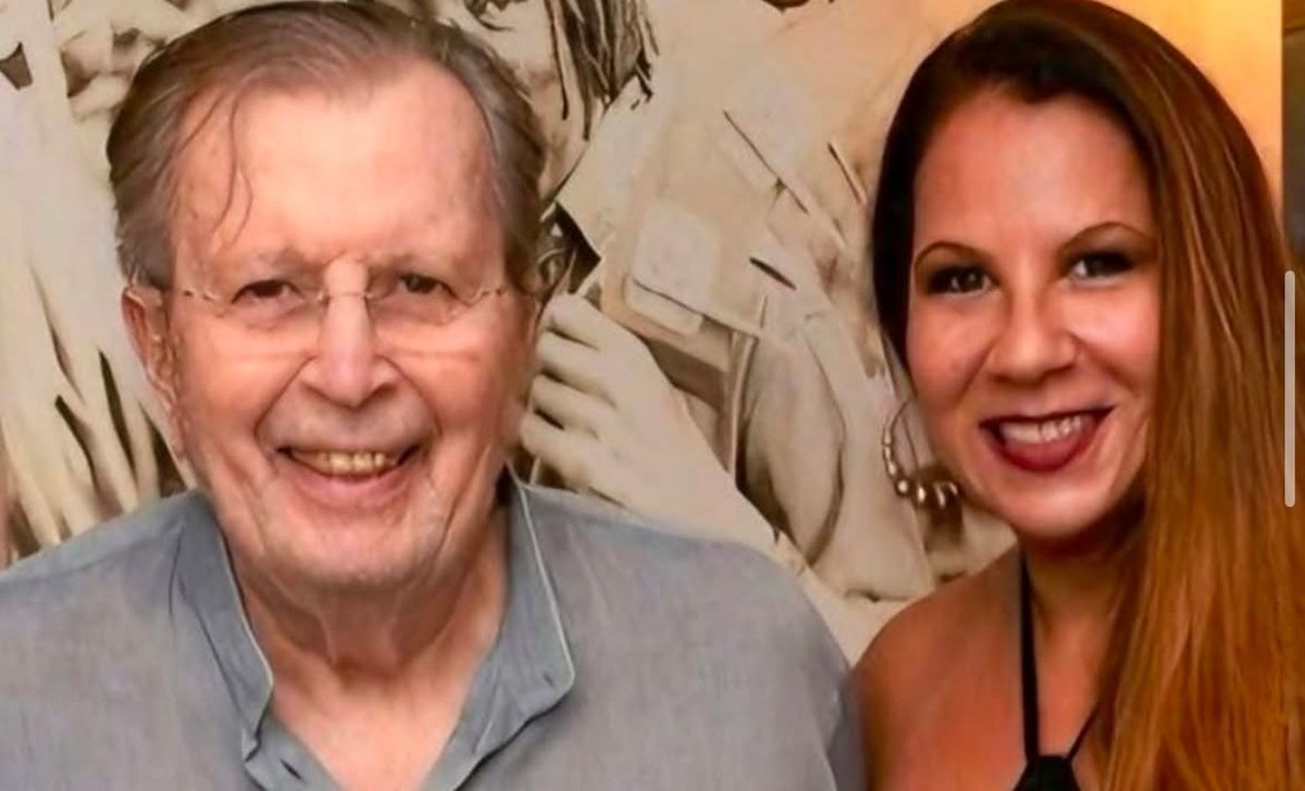 Carla Daniel mostra foto atual e antiga com o pai, Daniel Filho: '50 ...