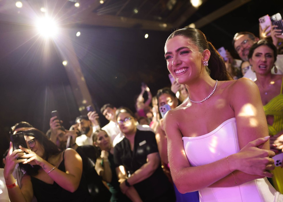 Luma César se emociona com homenagem do marido em casamento no Ceará; vídeo