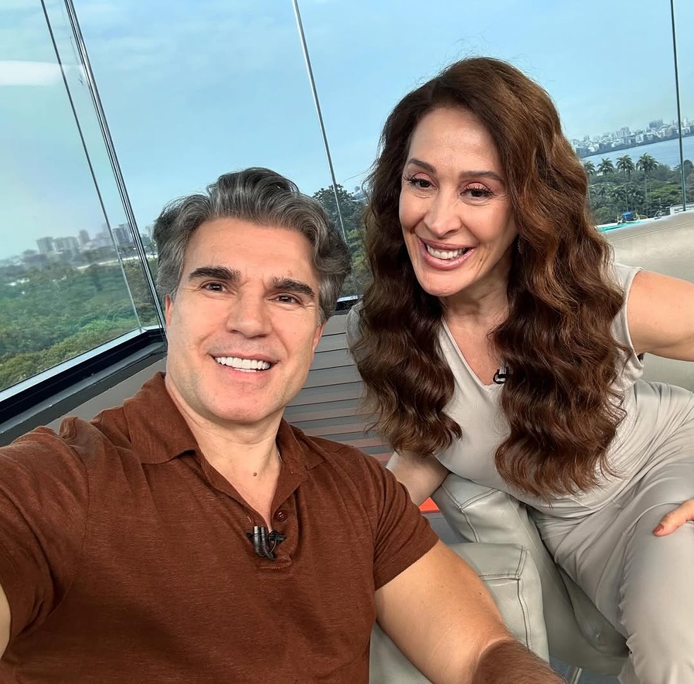 Claudia Raia ganha declaração de amor de Jarbas Homem de Mello em ...