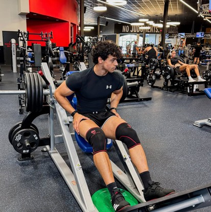 Saiba tudo sobre: Victor Alexandre