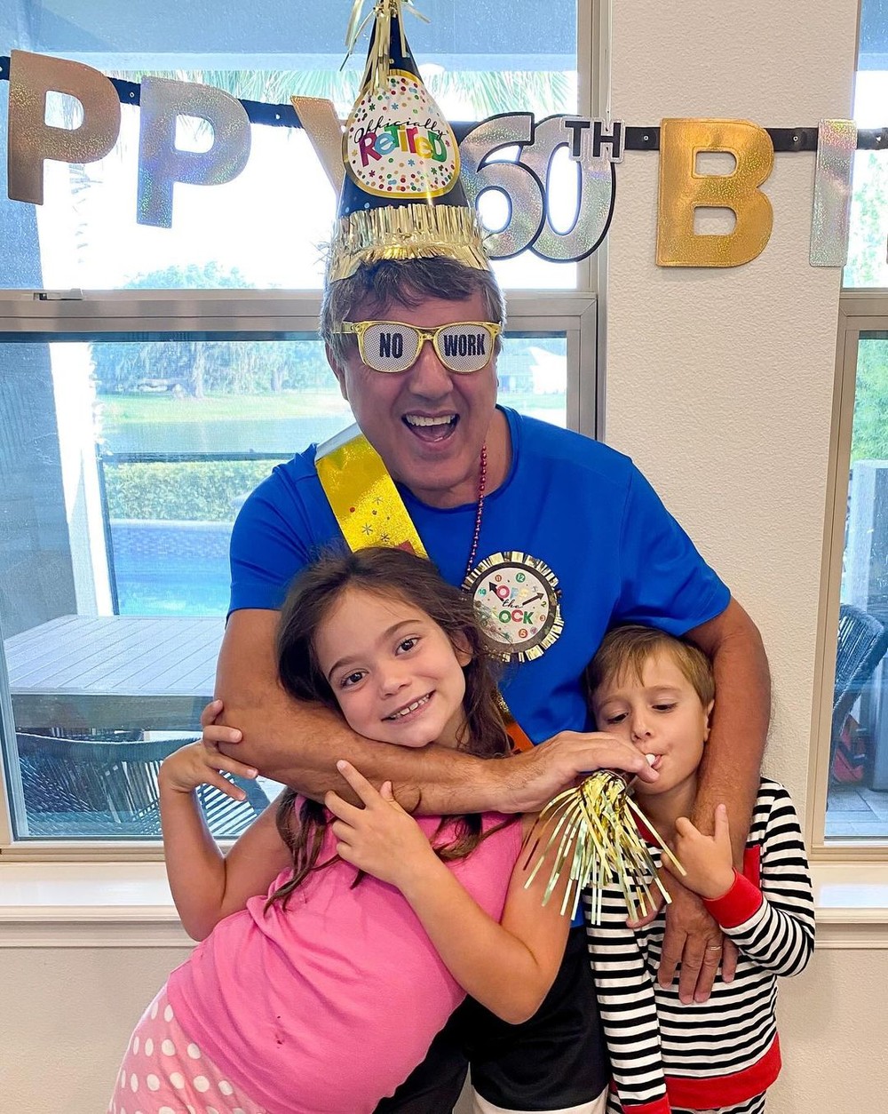 Influencer Flavia Calina anuncia morte do padrasto e comove web: 'Tão ...