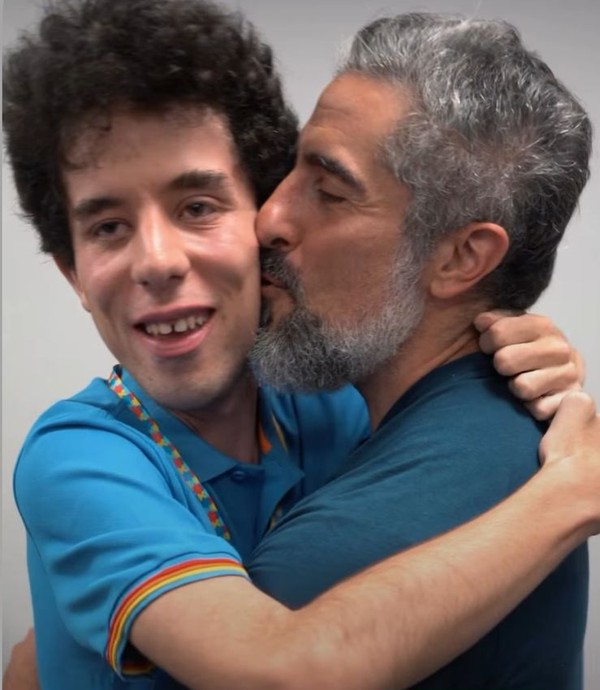 Filho de Marcos Mion faz carteirinha de TEA cinco anos depois da Lei ...