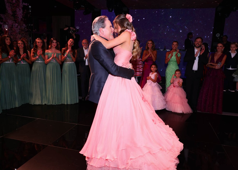 Rafa Justus celebra 15 anos em festa luxuosa com Ticiane Pinheiro ...