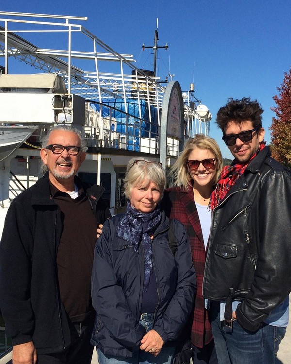 Mãe do ator Nick Cordero morre quase três anos após o filho