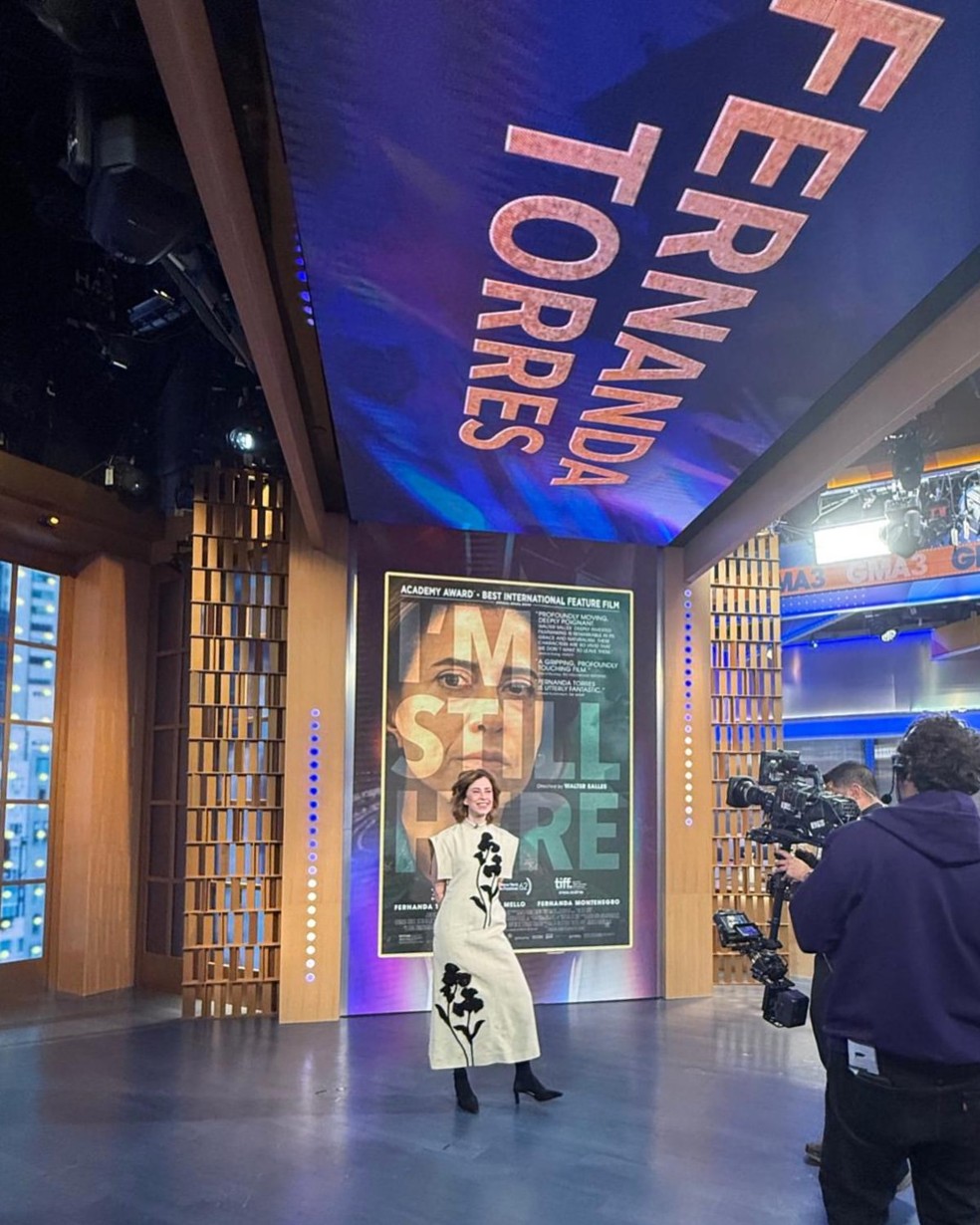 Fernanda Torres mostra bastidores de 'Good Morning America' e web reage ...