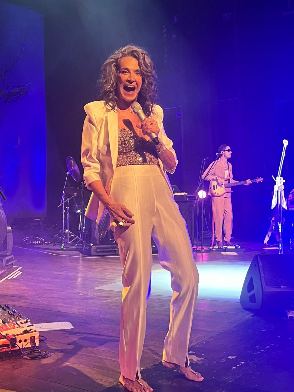 Simone volta aos palcos e estreia turnê em Juiz de Fora