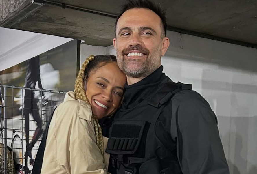 Aline Borges sobre casamento não monogâmico: 'É estar de peito aberto ...