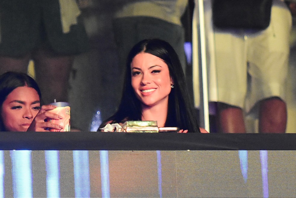 Affair de Belo, Rayane Figliuzzi curte show do cantor com o Soweto em ...