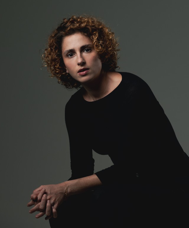 Carol Duarte conta bastidores de filme com Josh O'Connor, de 'The Crown ...