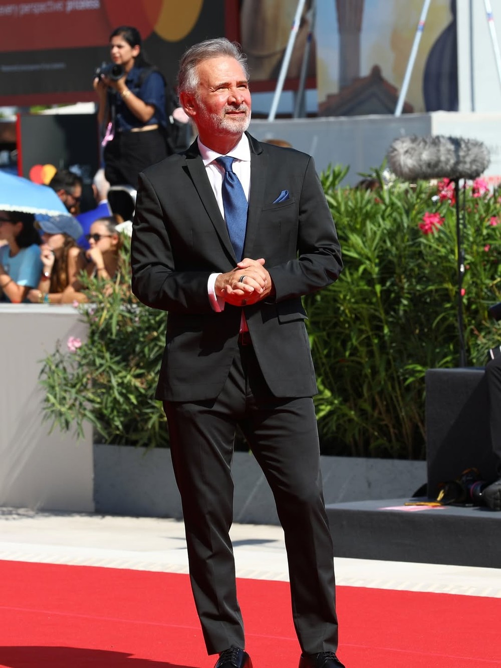 Nelson Freitas se diverte no tapete vermelho de Festival de Veneza ...