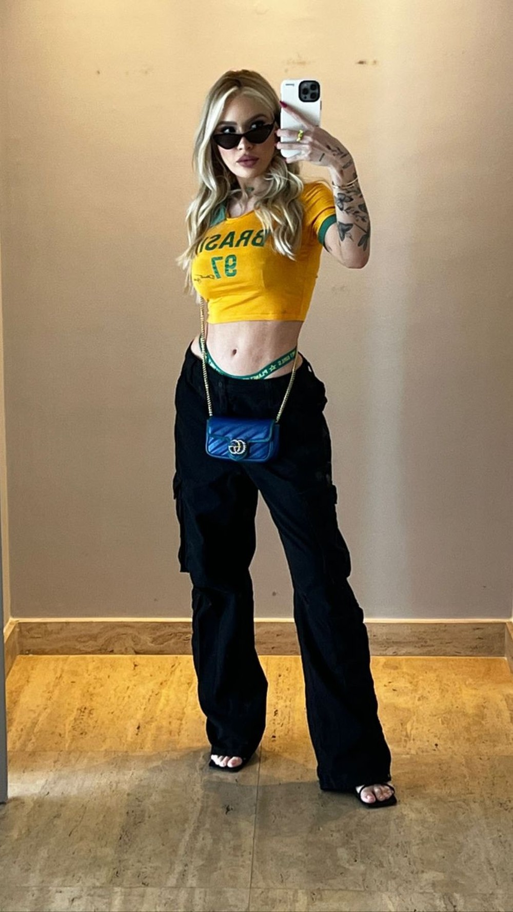 Copa do Mundo: Famosos capricham nos looks para conferir 2º jogo do Brasil