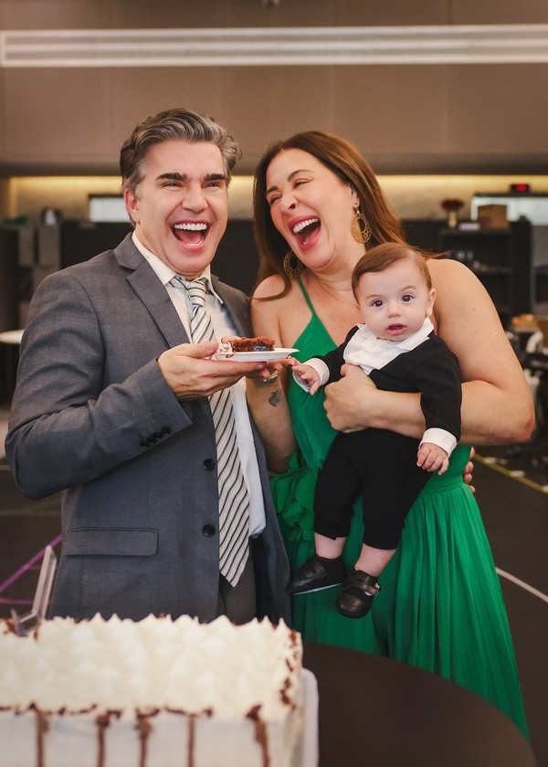 Filho de Claudia Raia e Jarbas Homem de Mello rouba a cena em festa de ...