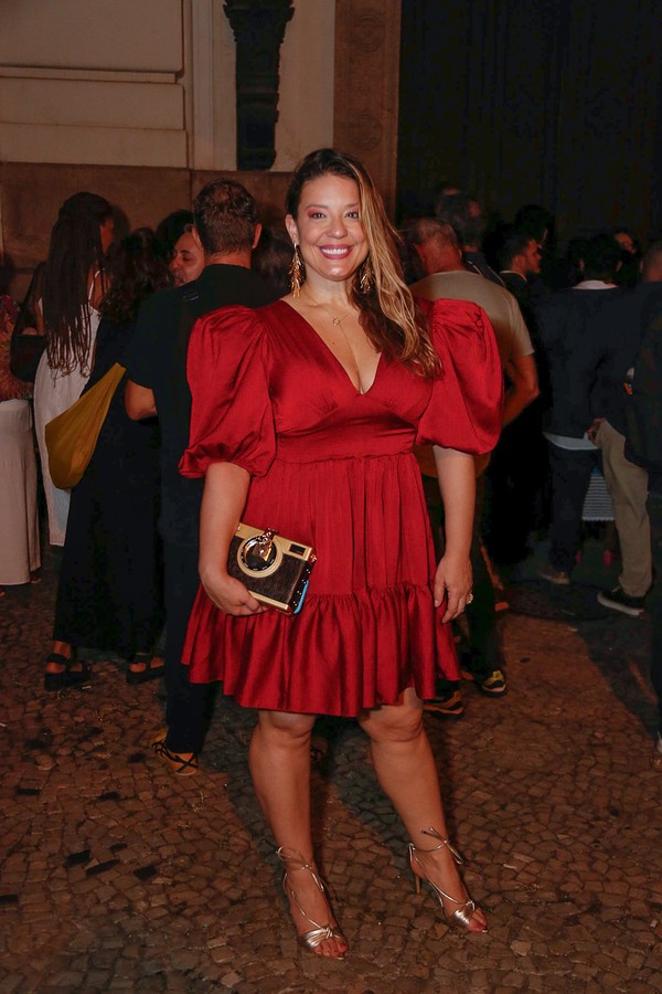 Bárbara Paz, Kleber Lucas e mais artistas celebram a assinatura da nova ...