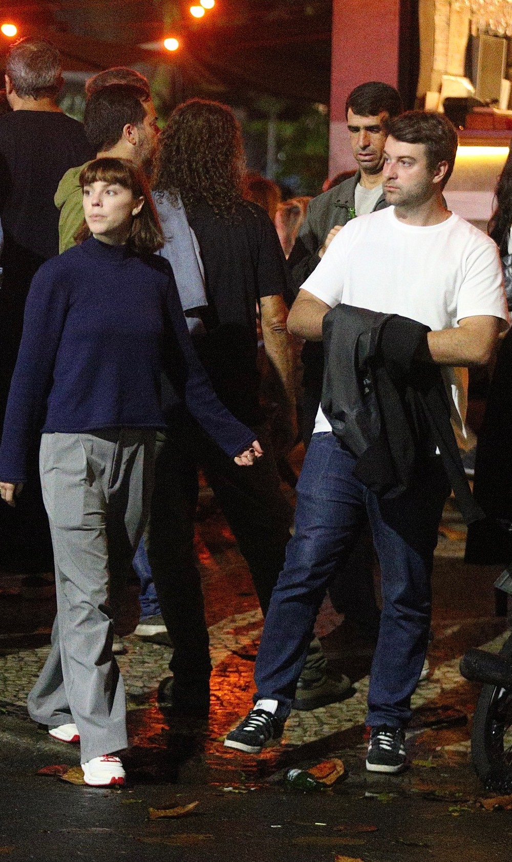 Alice Wegmann curte noite romântica com o namorado empresário no Rio; fotos