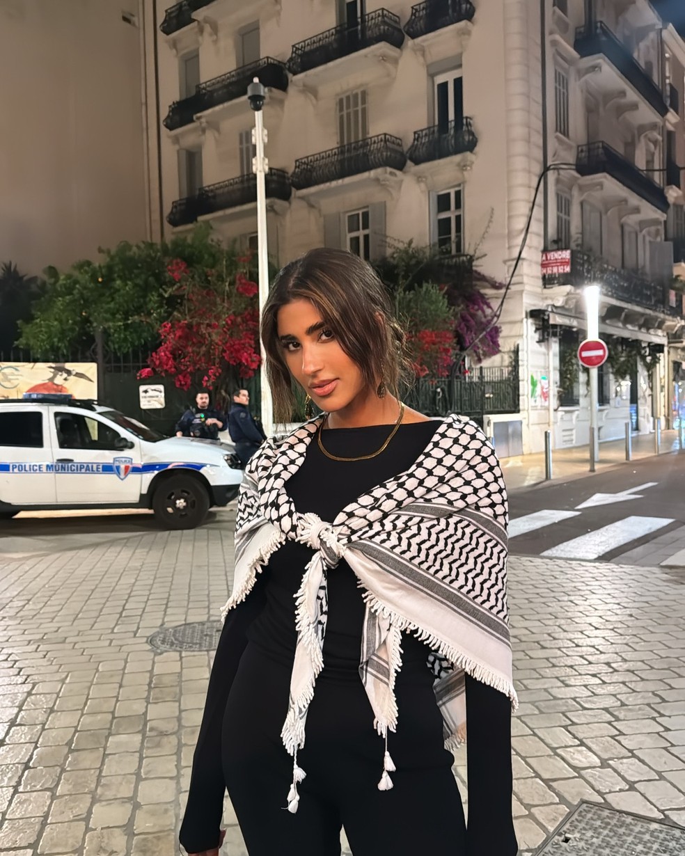 Joe Jonas curte viagem romântica à Grécia com atriz após breve affair ...