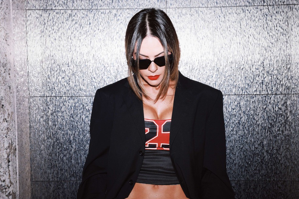 Lívia Rossy exibe look para o Lollapalooza: 'A música é o que me move'