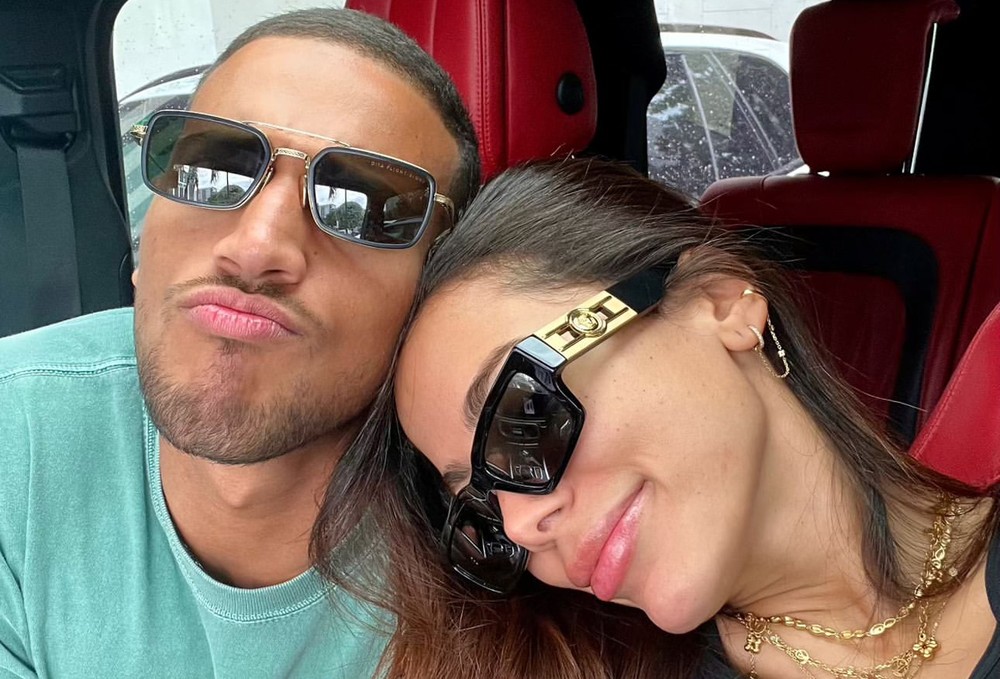 Fim do namoro? Anitta e jogador Vinícius Souza deixam de se seguir na web