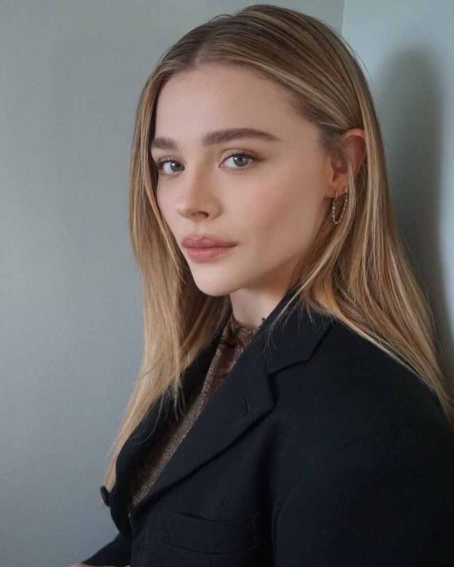 Atriz Chloë Grace Moretz assume ser uma mulher lésbica ao declarar que ...