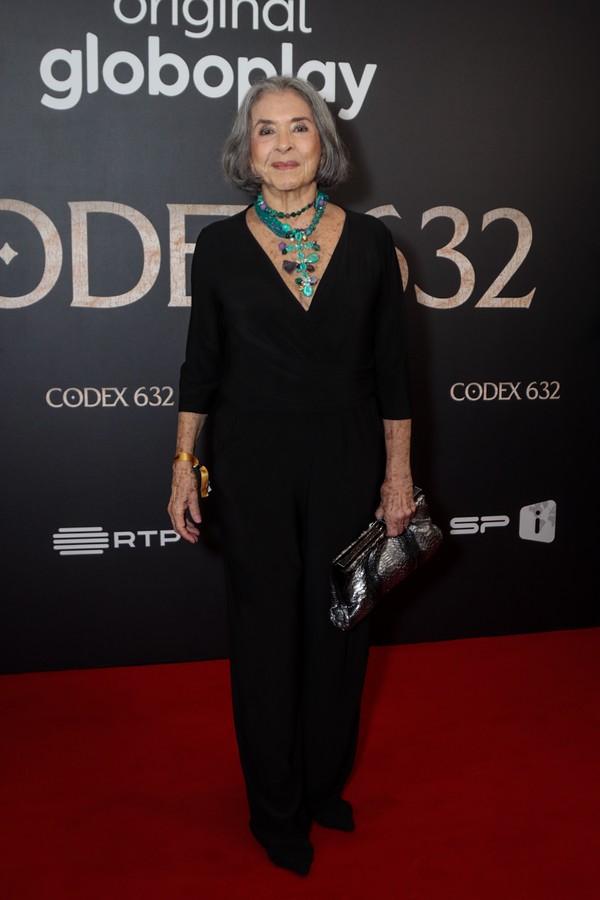 Deborah Secco, Betty Faria, Paulo Pires e elenco lançam série ...