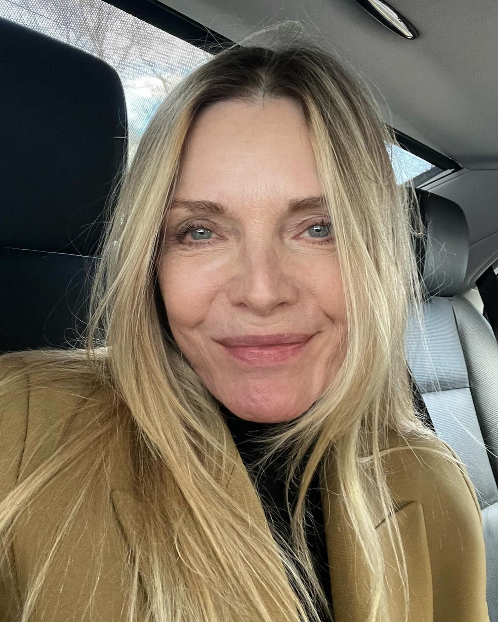 Michelle Pfeiffer mostra beleza natural sem maquiagem e ganha elogios ...