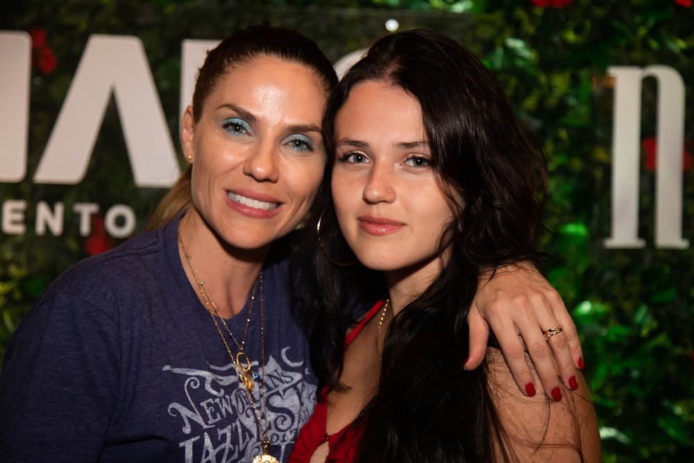 Rafaela Mandelli faz aparição rara com Catarina, sua filha com Marcelo ...