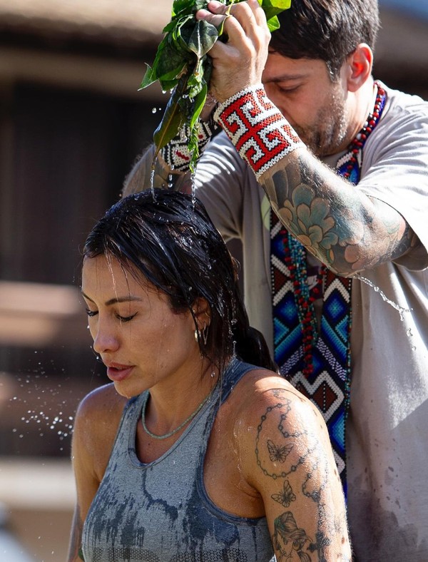 Jaque Khury relata experiência com uso de ayahuasca