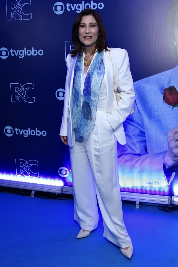 Beth Goulart vai vestida de Roberto Carlos à gravação de especial de ...