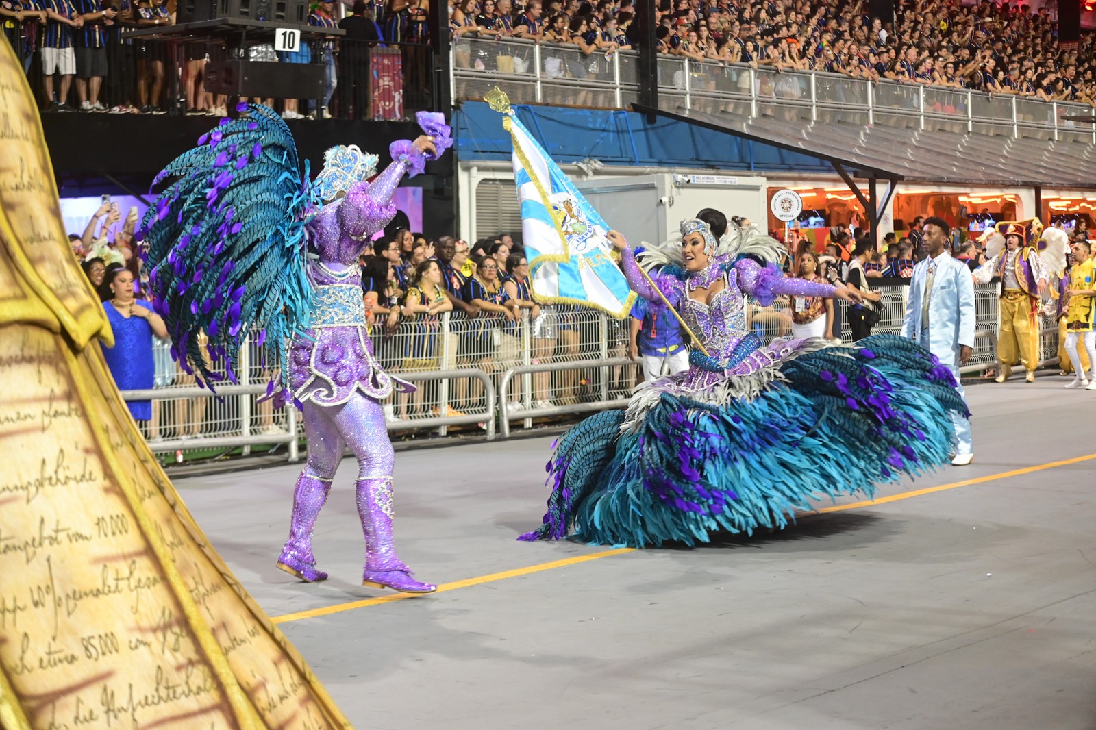 Madu Fraga é Exu em desfile da Vai-Vai: 'Tem que ter responsabilidade'