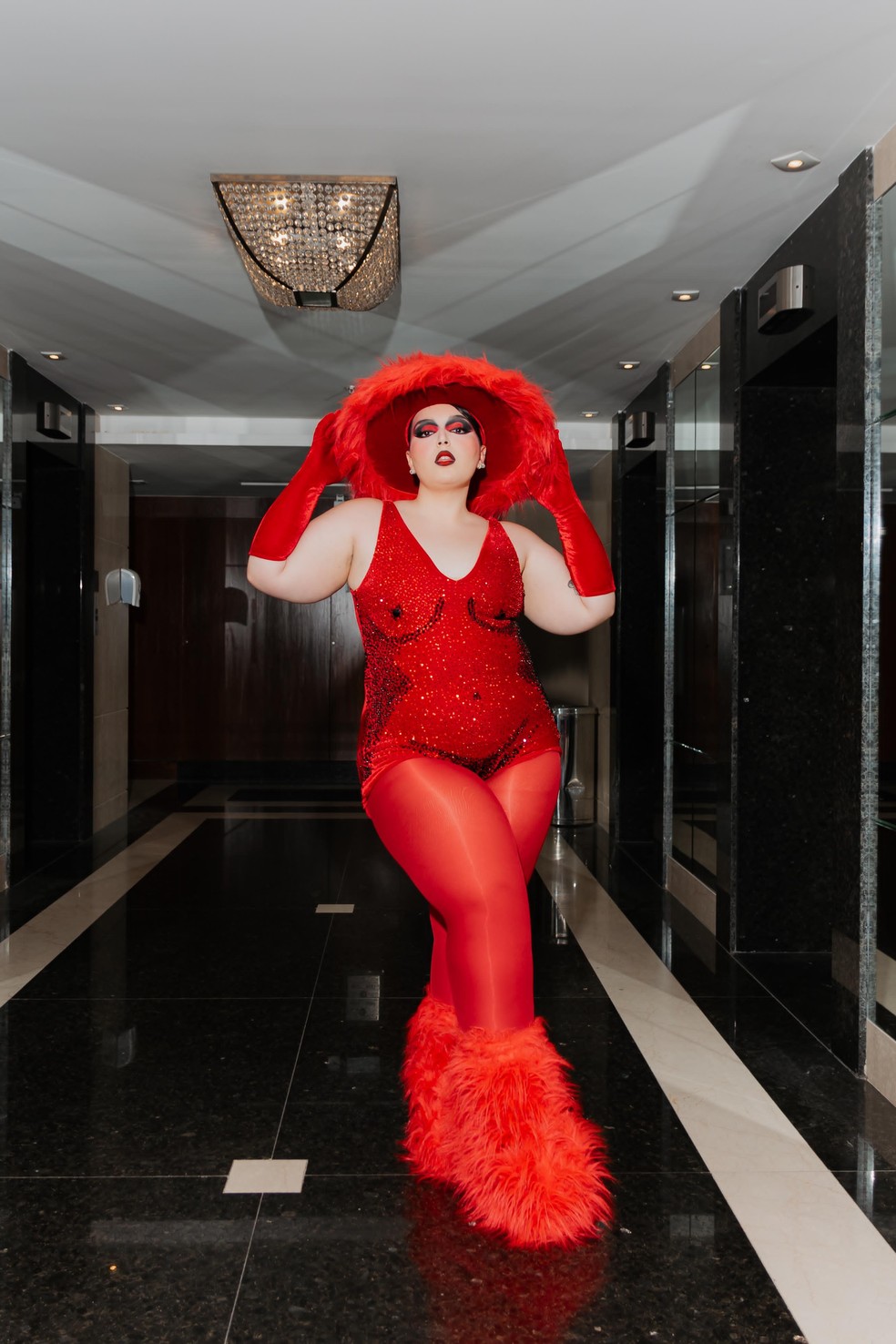 Catha doa cachê do after de Madonna para o Retiro dos Artistas