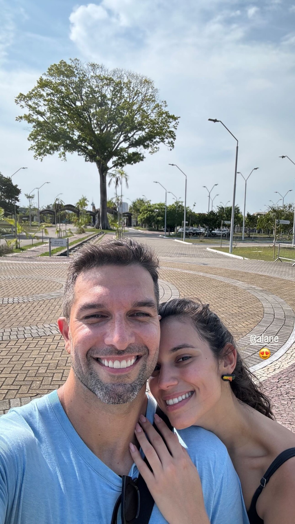 Ex-BBB Alane mostra dias no Pará, e novo namorado comenta: 'Melhores dias'