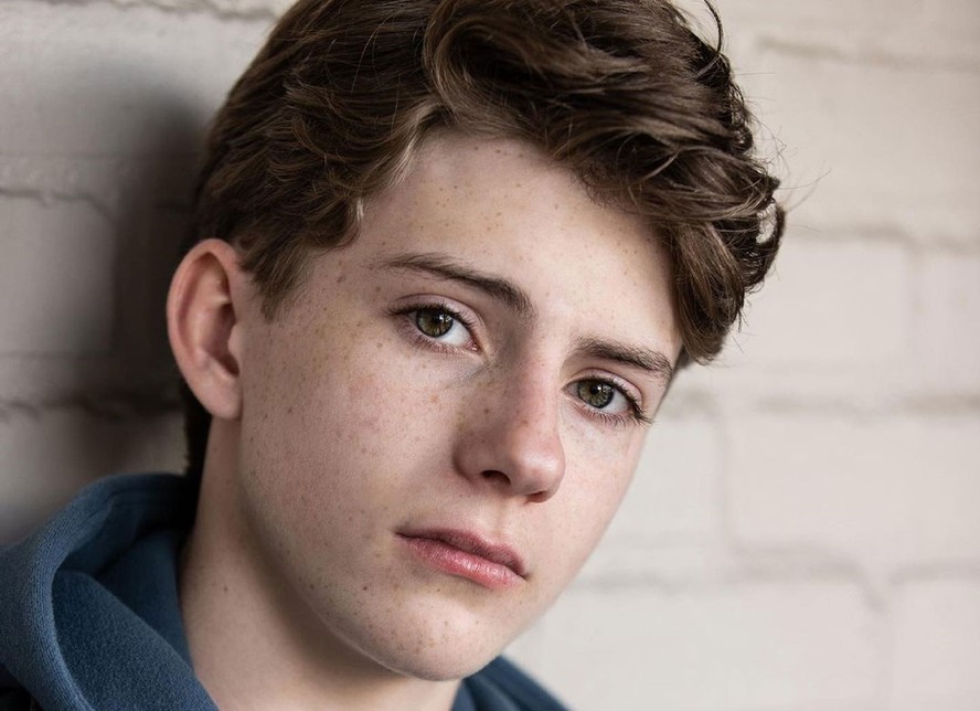 Ex-ator mirim Tyler Sanders morreu de overdose, confirma autópsia