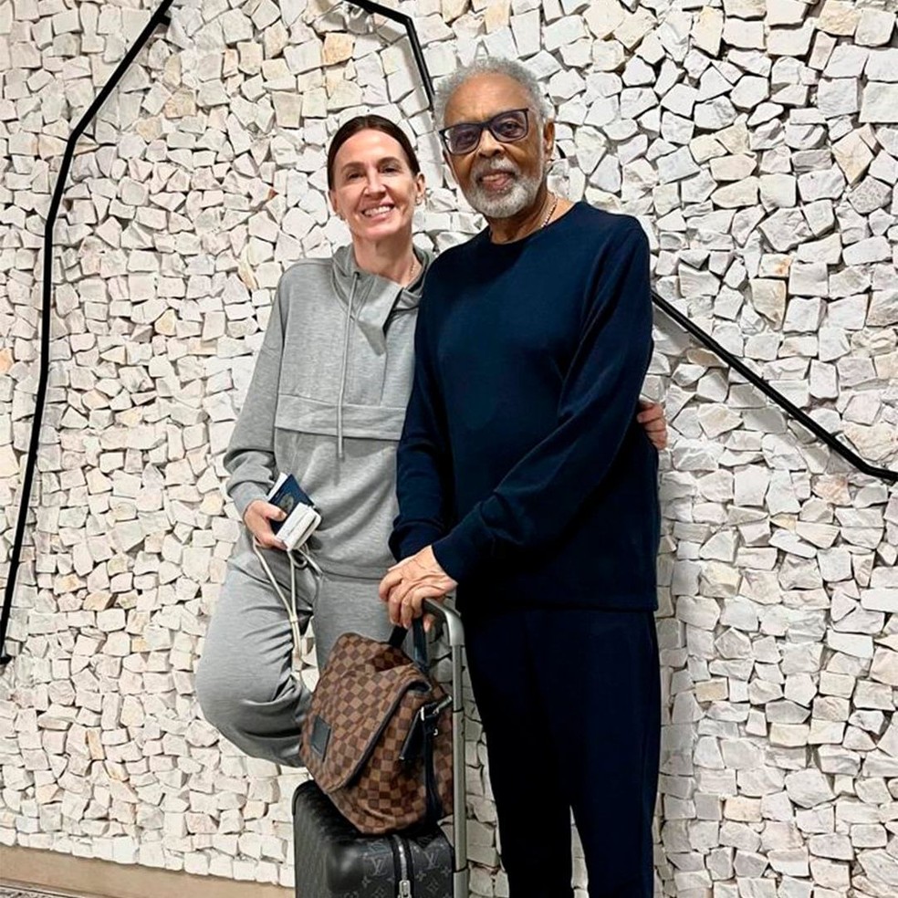 Em declaração emocionante, Gilberto Gil se derrete pela esposa após 43 ...