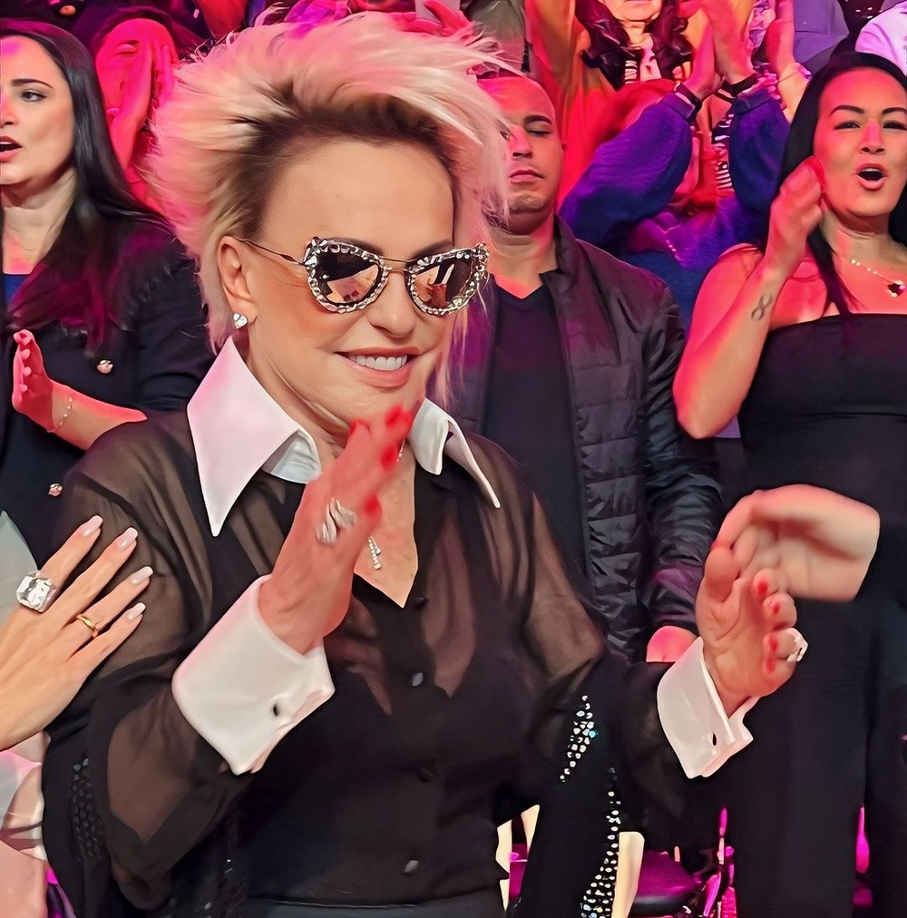 Ana Maria Braga arranca elogios com cliques nos bastidores da ...