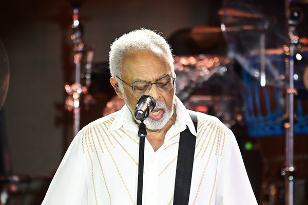 Gilberto Gil apresenta turnê Tempo Rei em navio; assista aos vídeos