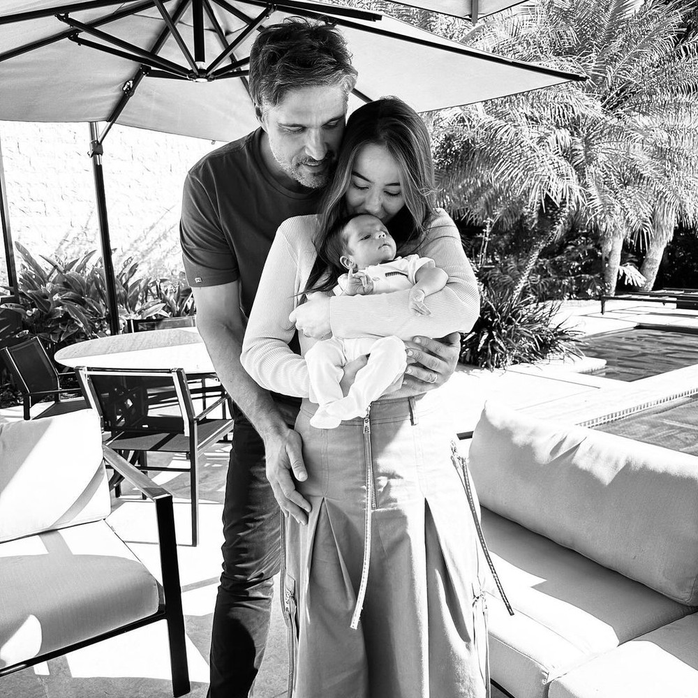 Leo Chaves mostra filho pela primeira vez: 'Nasceu em 28 de maio'; fotos