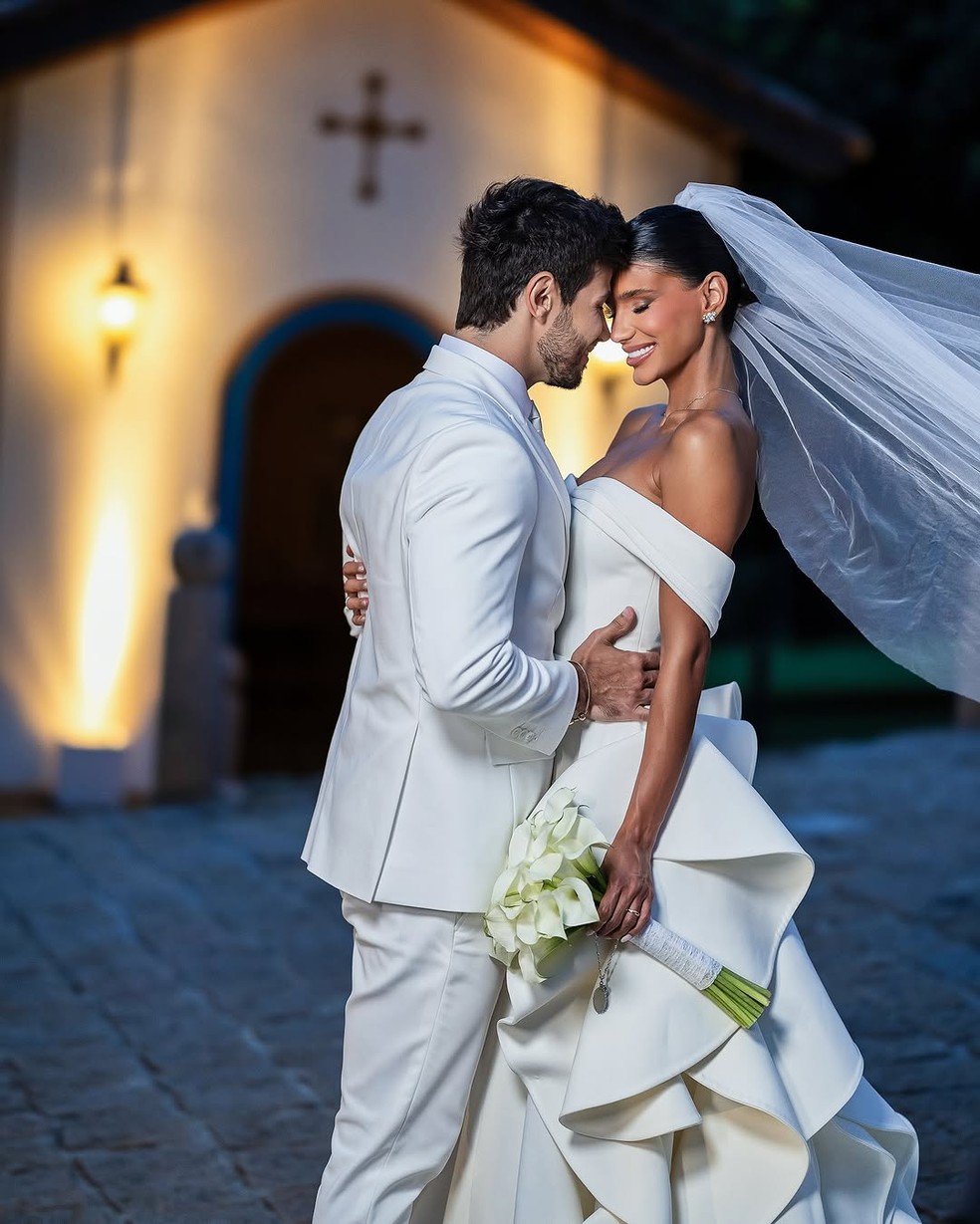 Mariano posta mais fotos de casamento com Jakelyne Oliveira: 'Ainda em ...