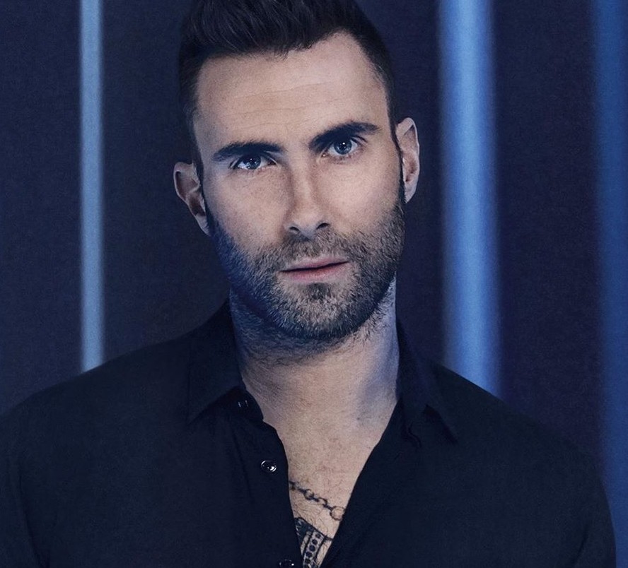 Irma Mais Nova De Adam Levine La Modelo Sumner Stroh Reveló Que Fue